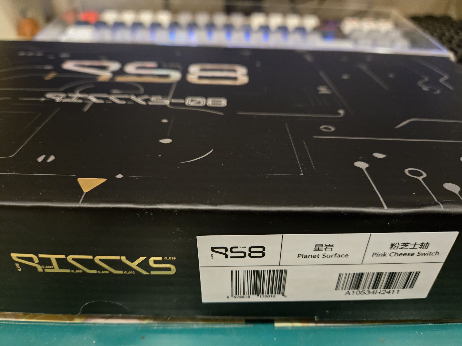 【心得】Riccks Rs8，不到800台幣的三模87配列鍵盤，簡潔外觀，獨特內膽，聲音優秀的好鍵盤。 @電腦應用綜合討論 哈啦板 - 巴哈姆特